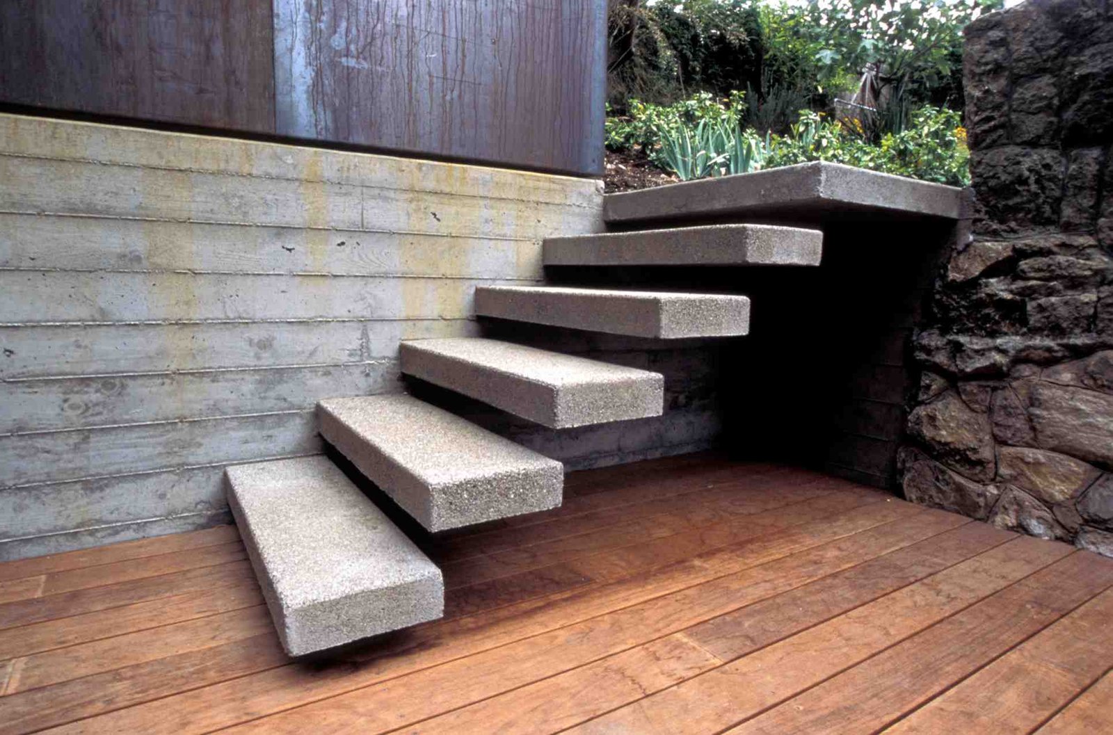 20 Modern Stairs Design Outdoor - WowInteriorIdeas